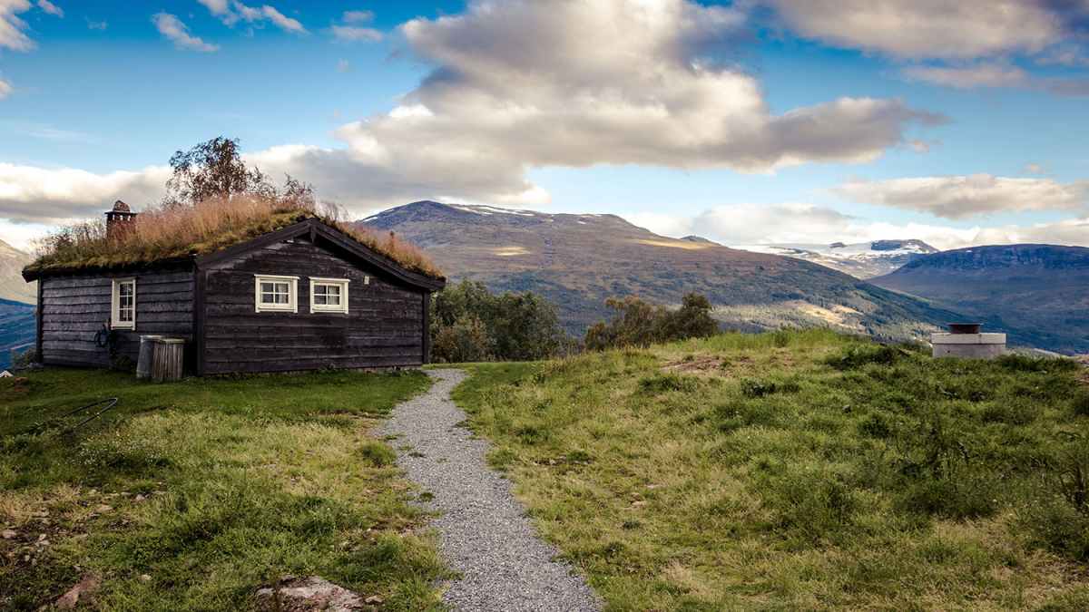 Things To Consider Before Moving To A Rural Area - Readability