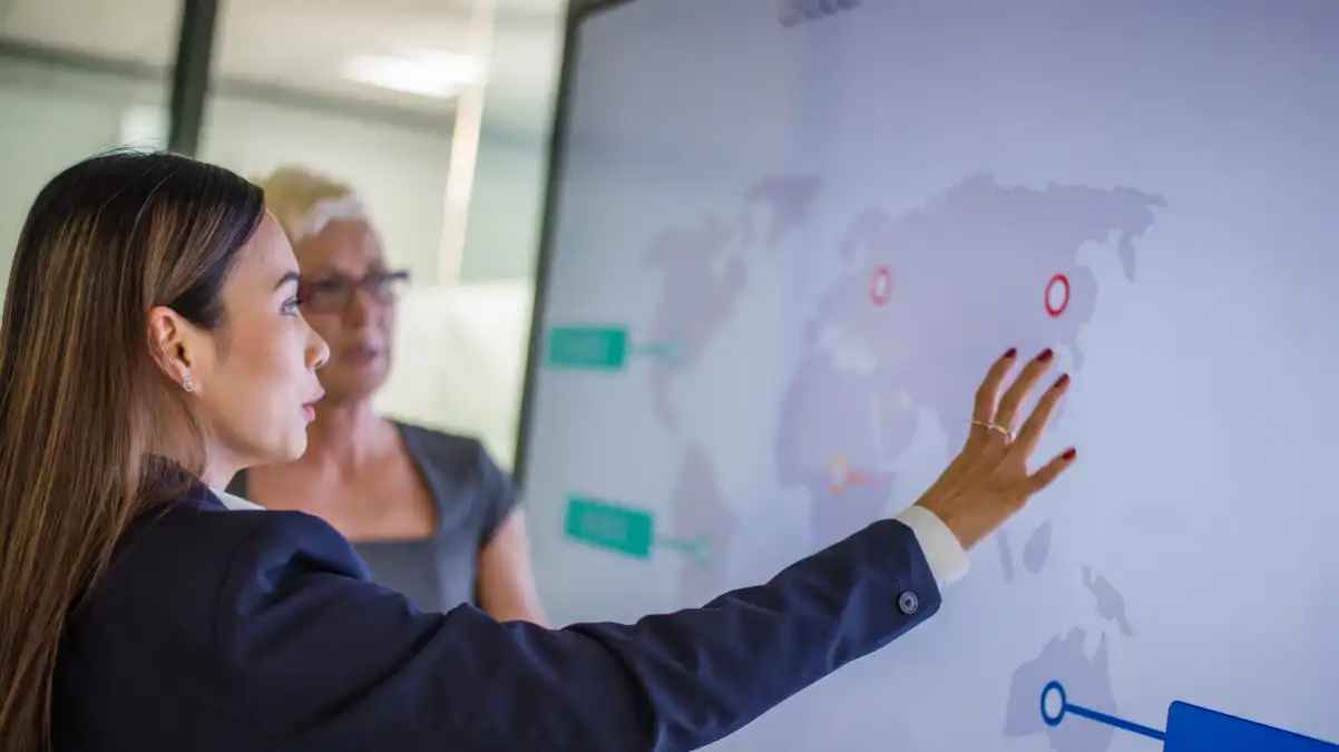 How the Right HR Partner Can Make International Expansion Less Daunting ...