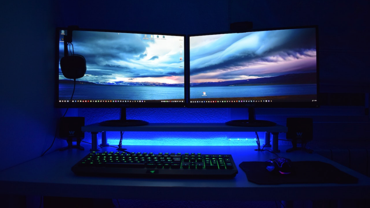 PC Vs Mobile Gaming in 2023: Which Is Best? - Readability