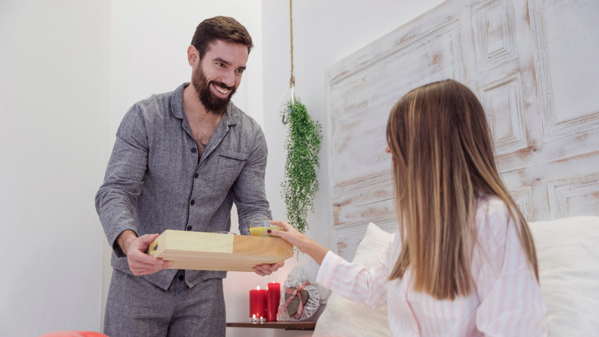 5 Gifts for Someone Who Has Moved to a New Condo - Readability