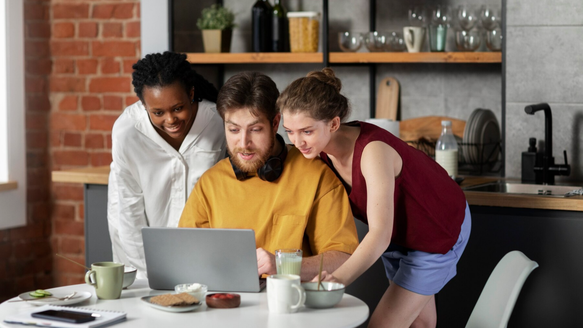 4 Essential Daily Tech We Can’t Live Without - Readability