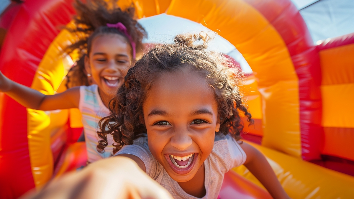 11 Things to Consider Before Hiring a Bouncy Castle - Readability 11 Things to Consider Before Hiring a Bouncy Castle - Readability