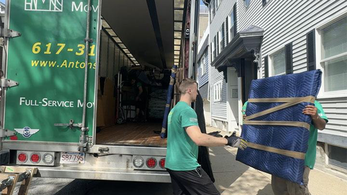 Why Choose a Professional Movers Company for your Next Move - Readability