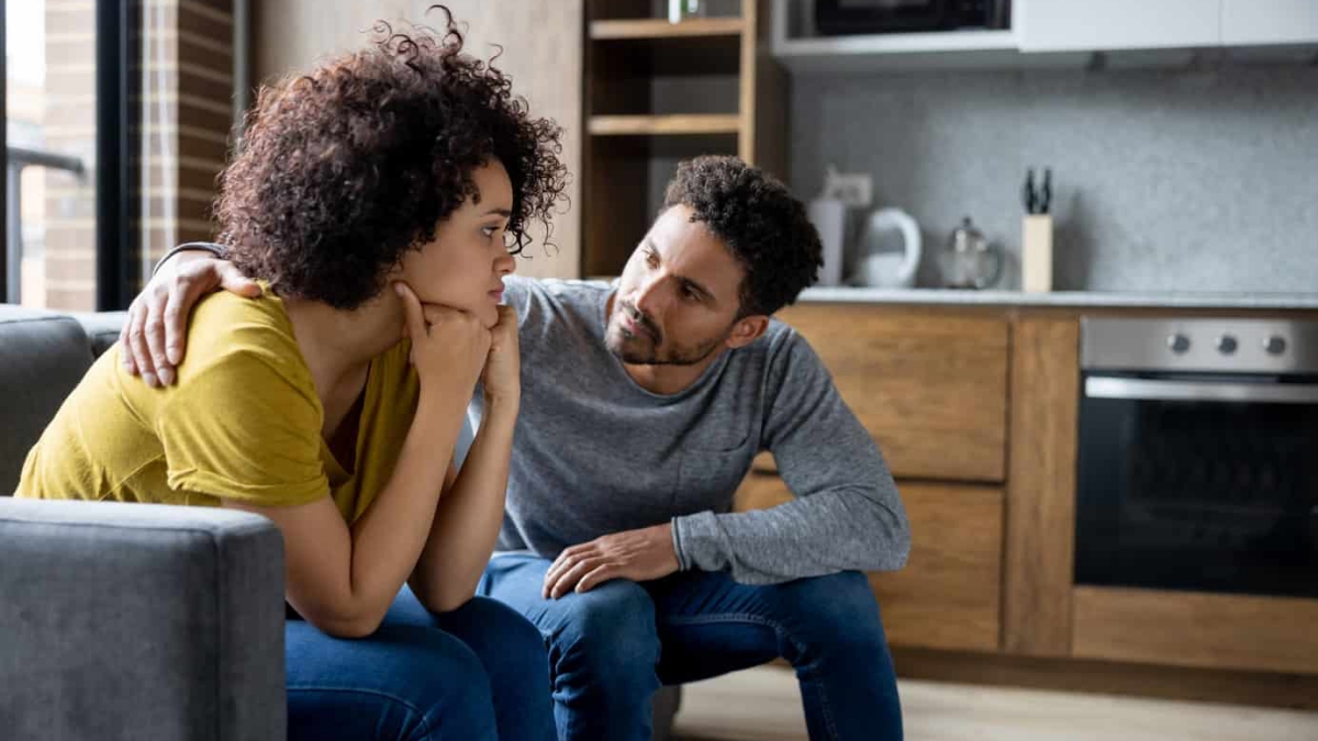 Is She Struggling With Alcohol? Here’s How You Can (Gently) Help ...