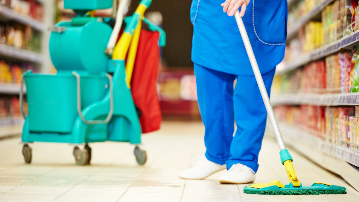 The Importance of Cleanliness in Retail: Strategies for a Spotless ...