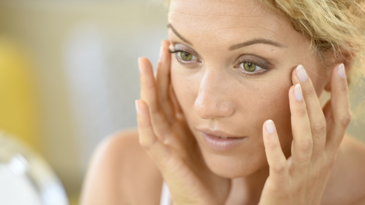 When Is the Right Time for Facial Surgery? - Readability
