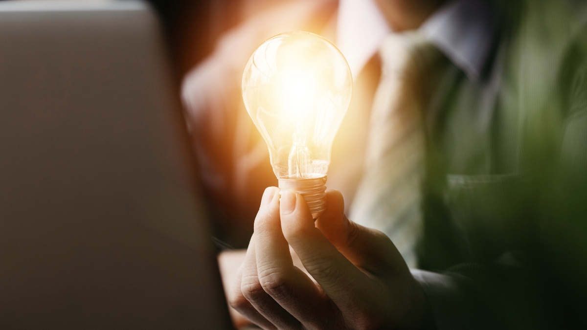 5 Tech Tricks For Keeping Information Up To Date - Readability