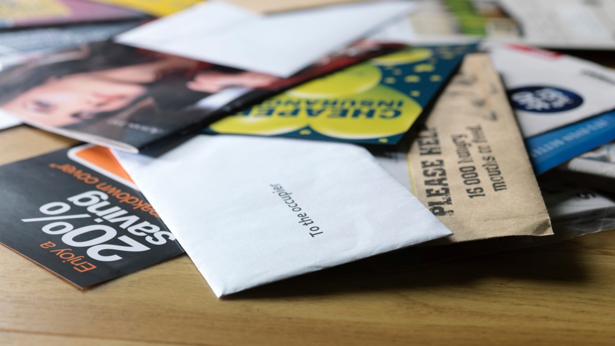 Are Your Leaflets Trash or Treasure? 5 Ways to Stand Out in the Junk ...