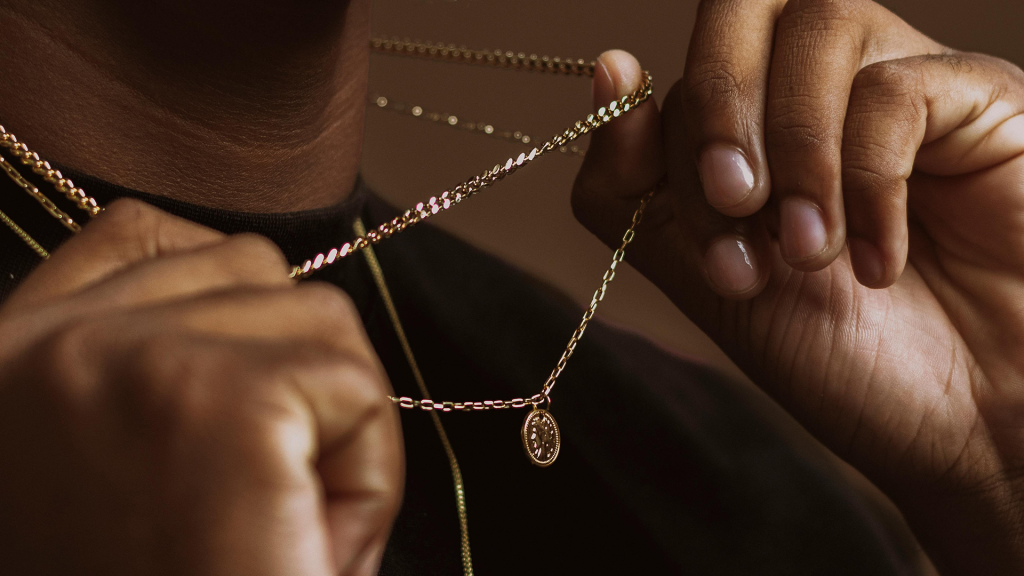 Why Do Guys Wear Chains? (15 Shocking Reasons Explained) - Readability