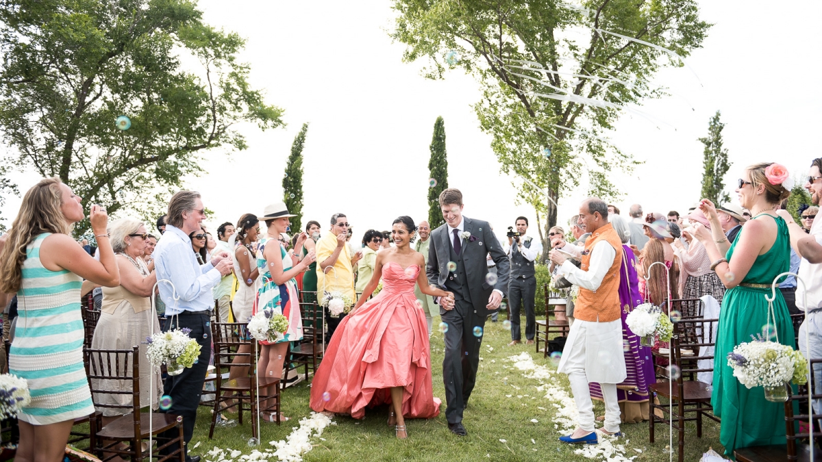 Why Weddings Are Going Back to Basics (And It’s a Beautiful Thing ...