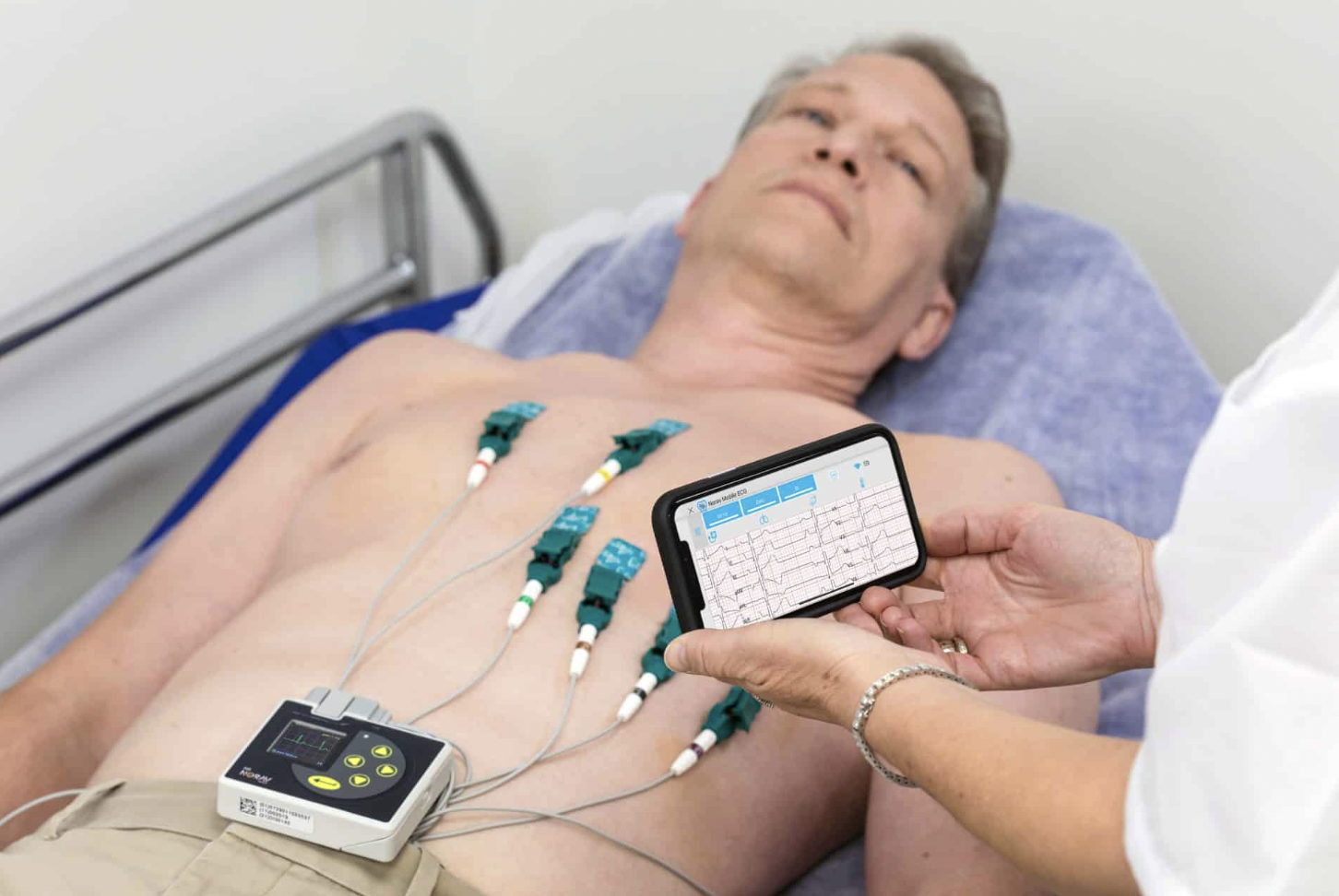 Key Features to Look for in a High-Quality ECG Machine - Readability