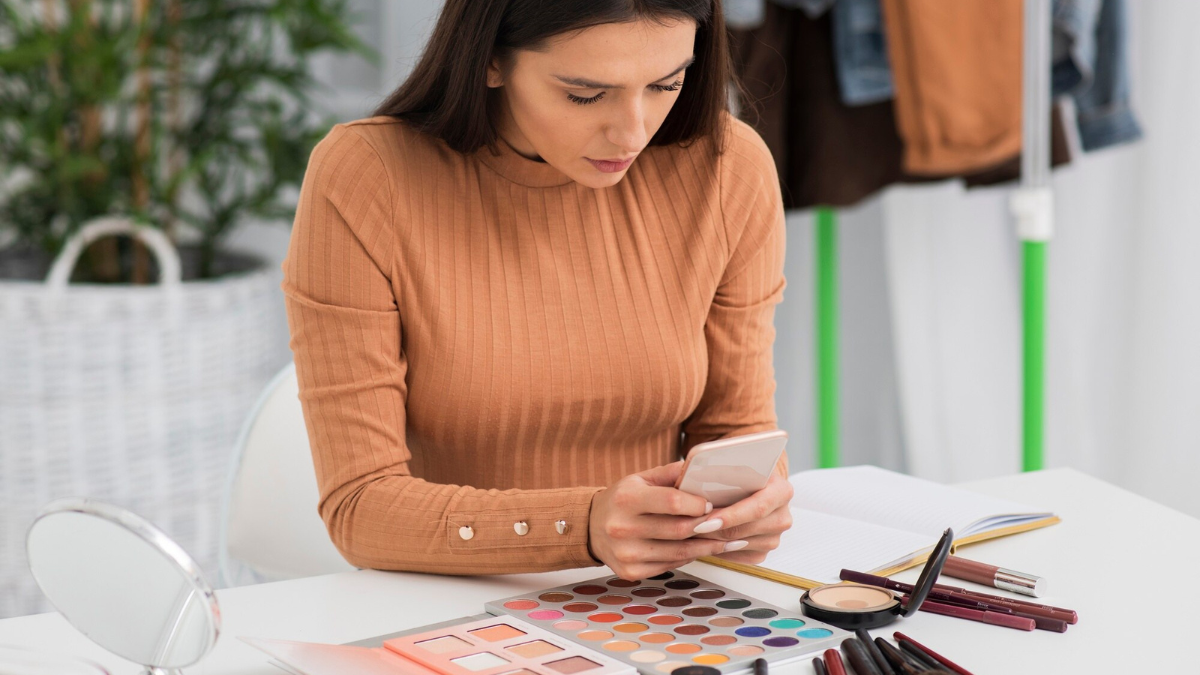 Finding Your Best Neutrals Based on Your Color Season - Readability