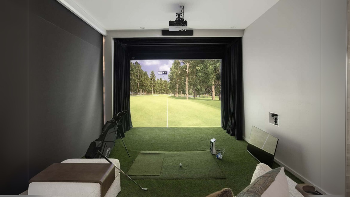 Top Golf Simulators for Sale in 2025: What the Pros Recommend for Home ...