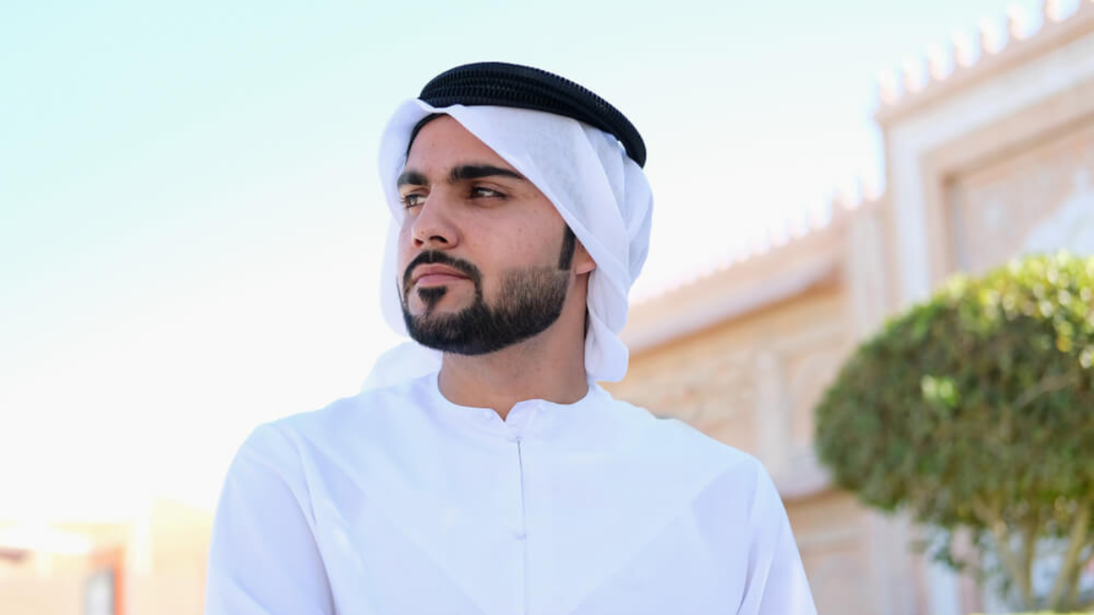 Why Do Saudi Men Wear a Headscarf? Exploring the Meaning Behind the ...