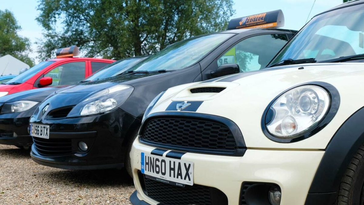 The Top 7 Car Check Services in the UK: A 2025 Buyer's Guide - Readability
