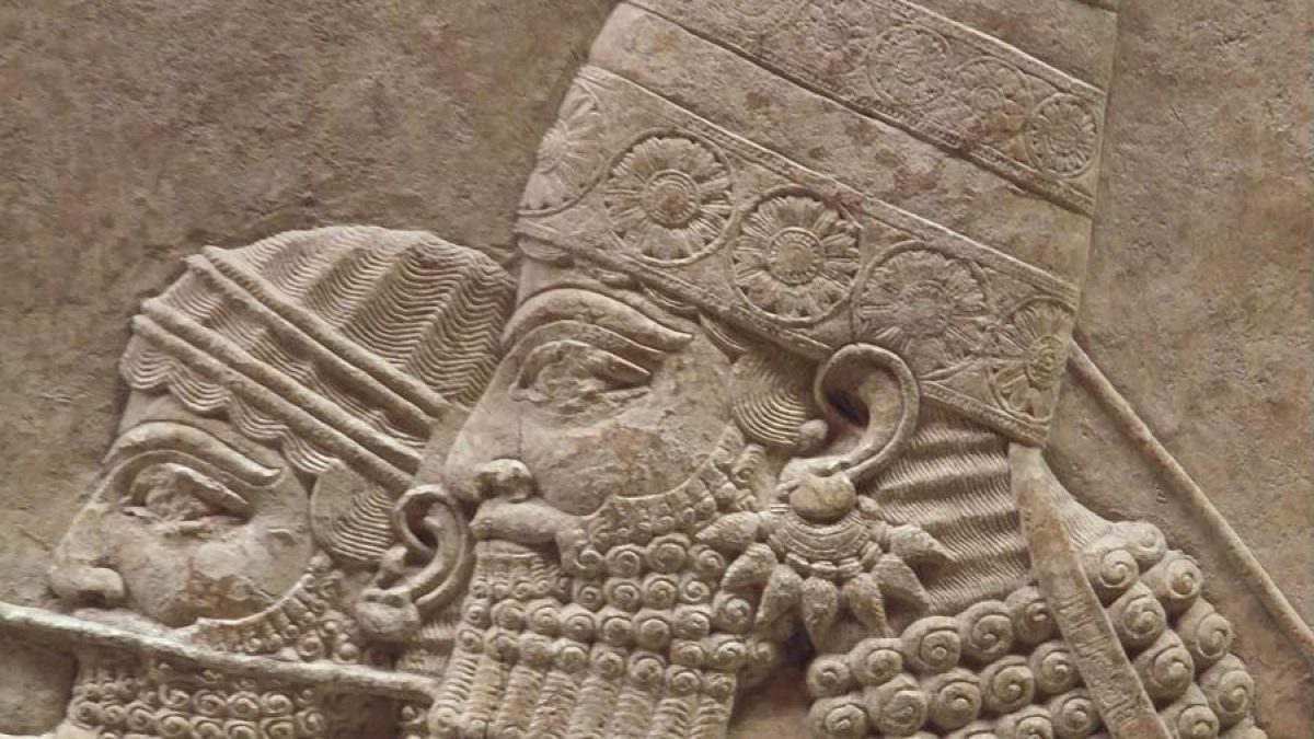 Essential Oils in Ancient Courtships: From Mesopotamia to Victorian ...
